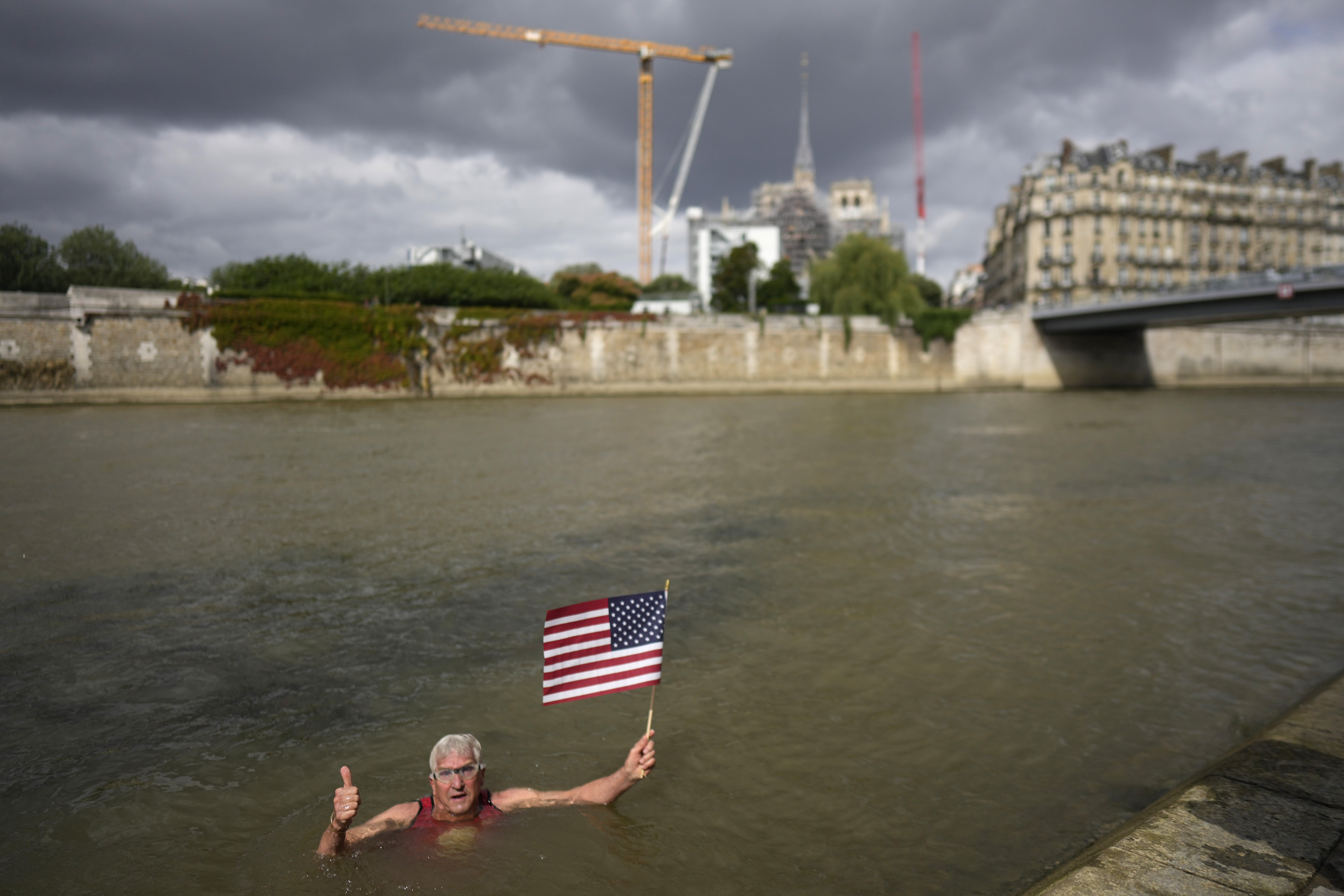 An American swims in Paris’ Seine River – NBC Connecticut