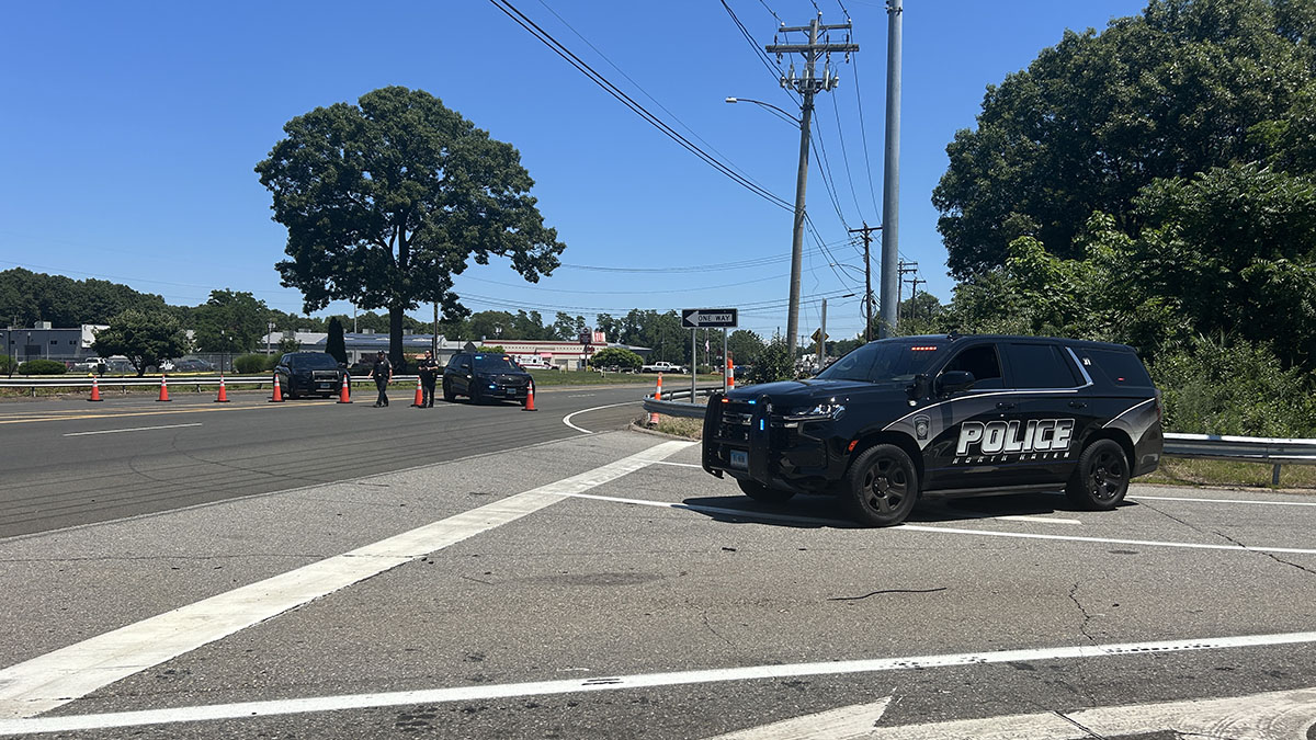 Gas main rupture in North Haven prompted evacuations, stopped rail ...