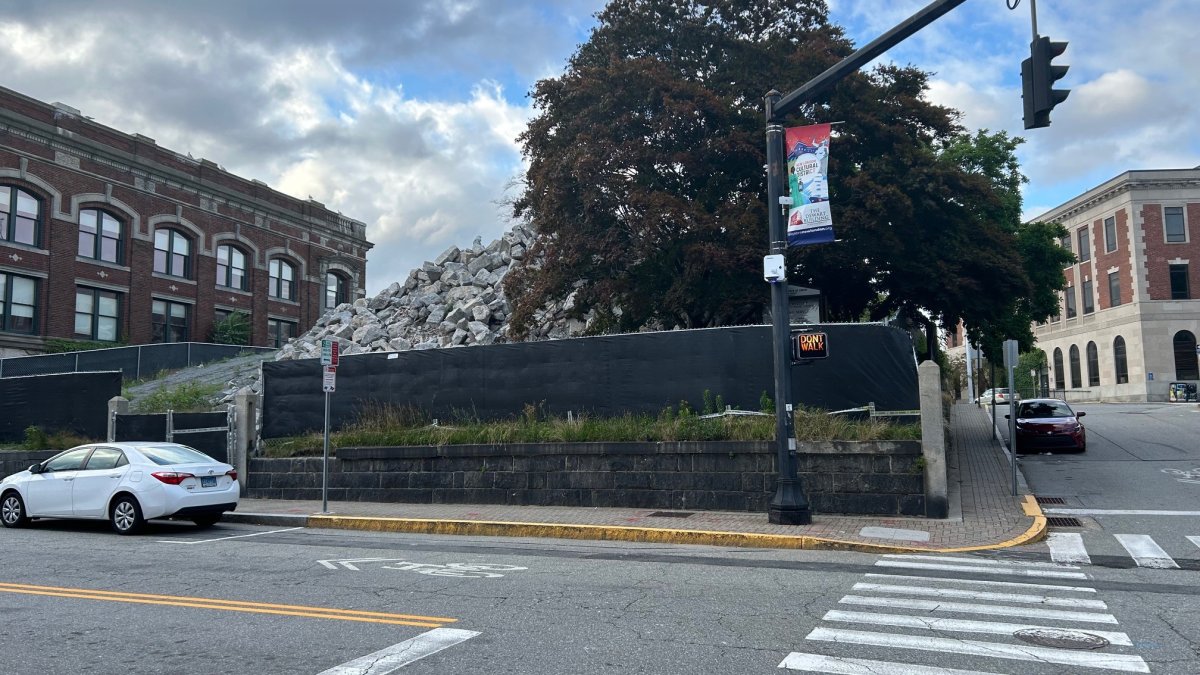 Apartment building planned for site of church collapse in New London ...