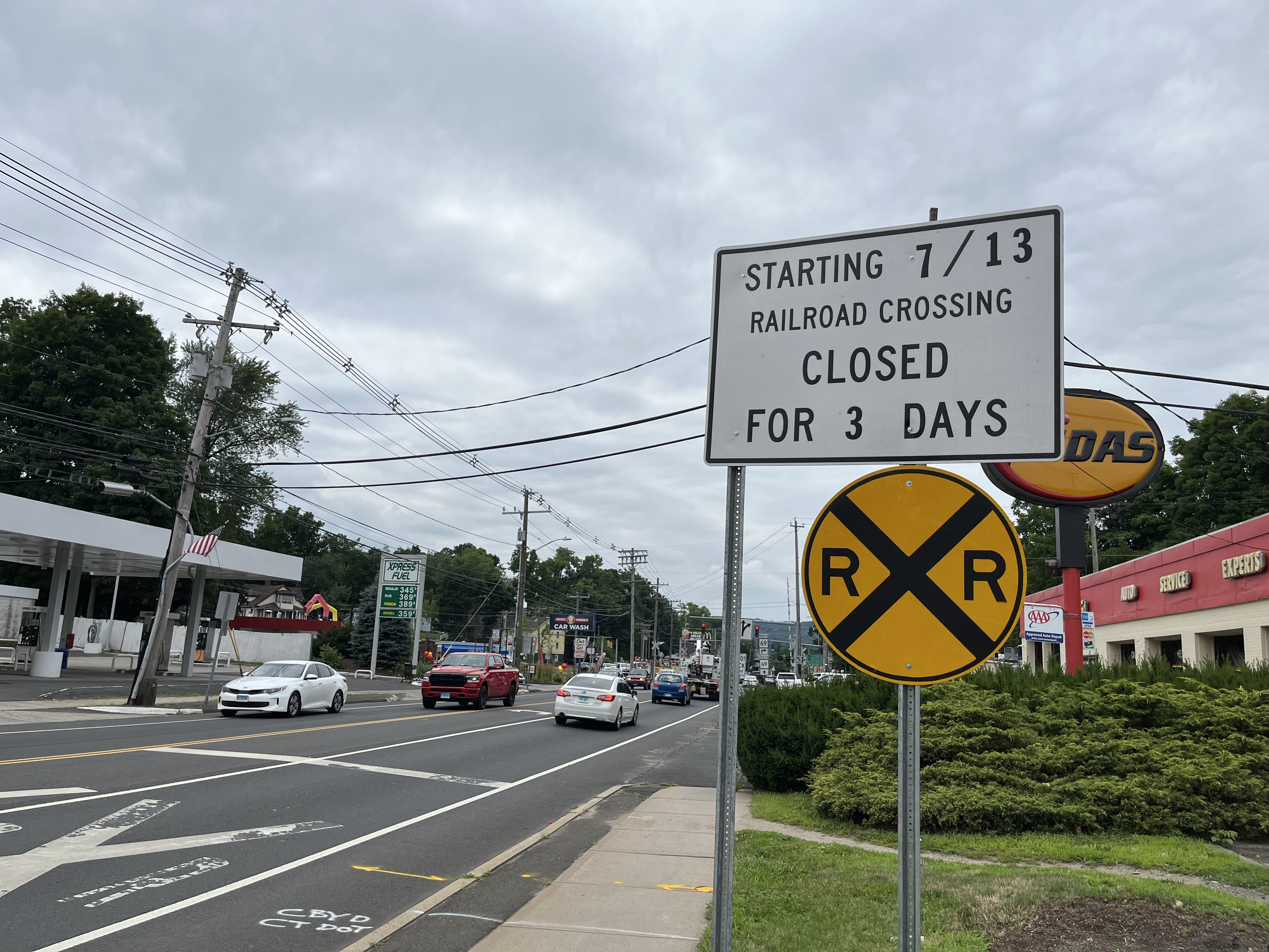 Part of Route 6 in Bristol to close to vehicles for railroad crossing ...