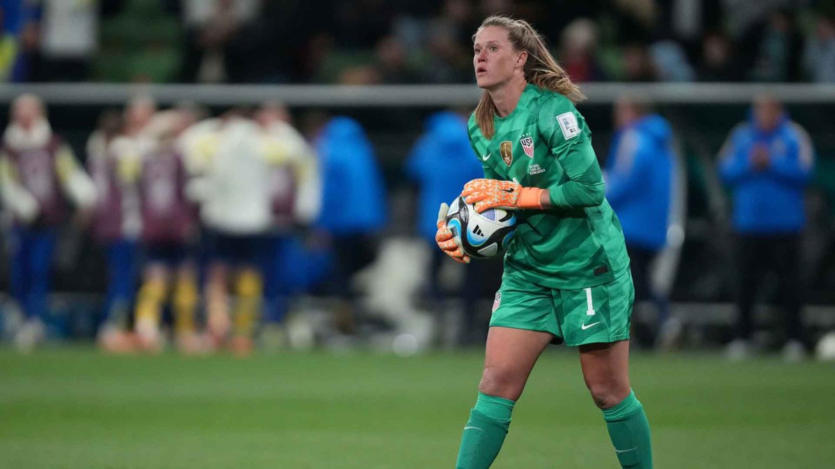 Us Goalkeeper Alyssa Naeher Retiring From International Soccer Nbc