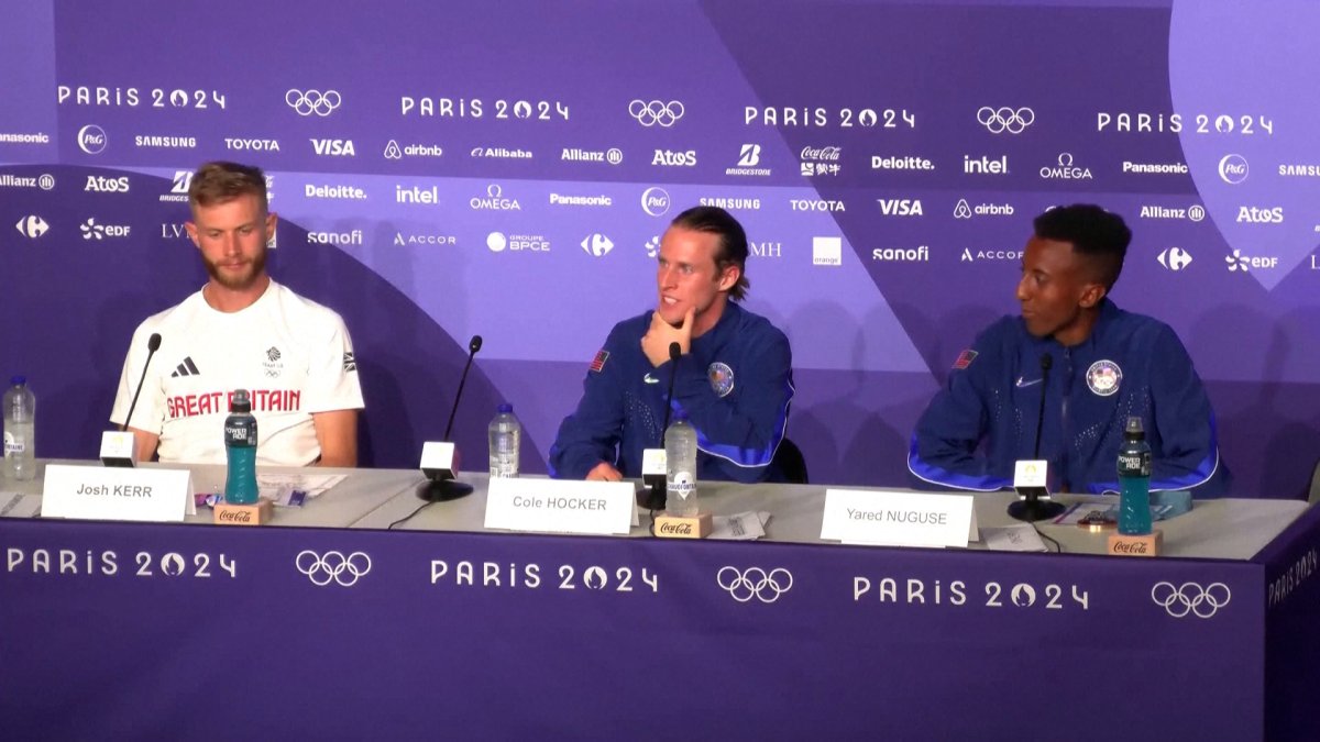 US runner Cole Hocker on flying under the radar at 2024 Olympics – NBC ...