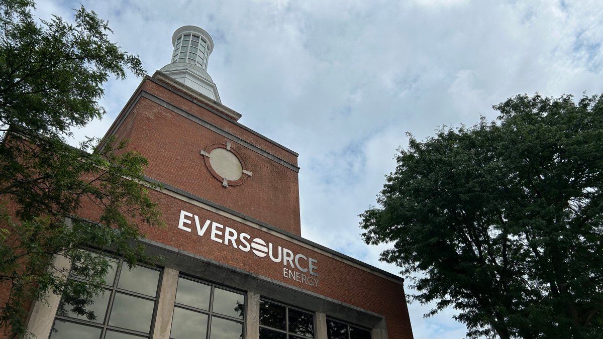 CT residents voicing frustration over surge in public benefits utility ...