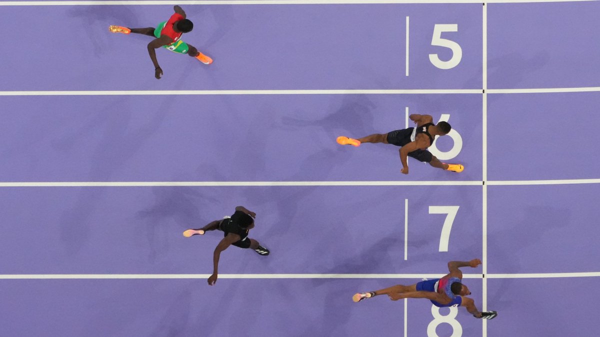 Team USA’s Quincy Hall storms to Olympic gold in epic 400m race – NBC ...