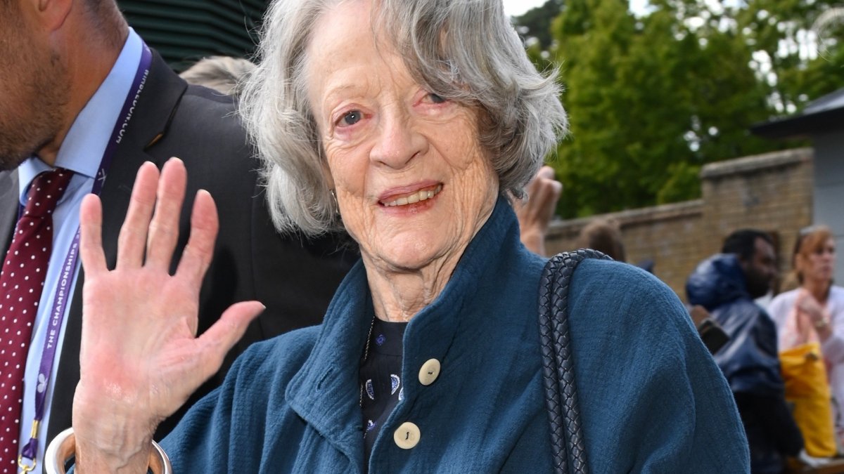 Actress Maggie Smith dead at 89 – NBC Connecticut