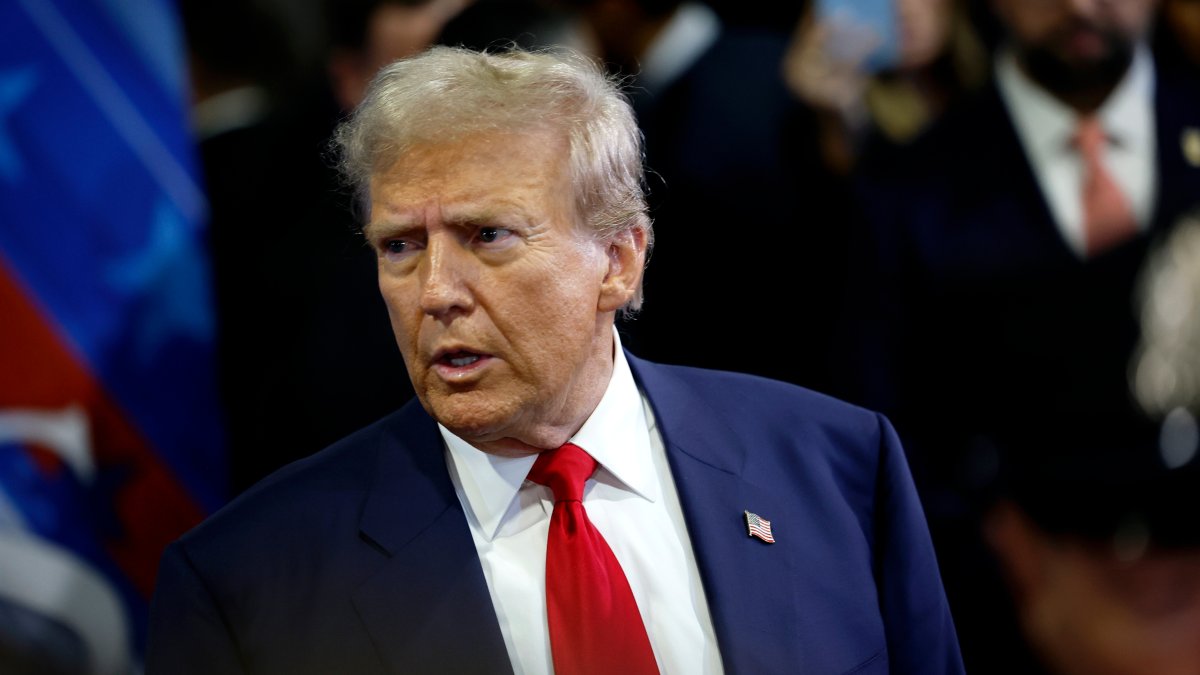 Local reaction to apparent assassination attempt of Donald Trump in ...