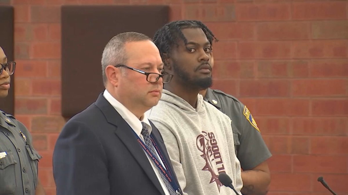 18-year-old charged in connection with violent shooting of girlfriend ...