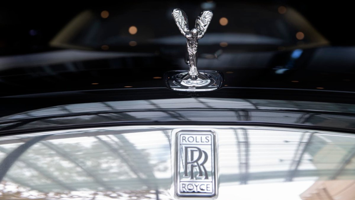 Rolls-Royce opens VIP showroom in NYC to cater to its top-tier clients ...