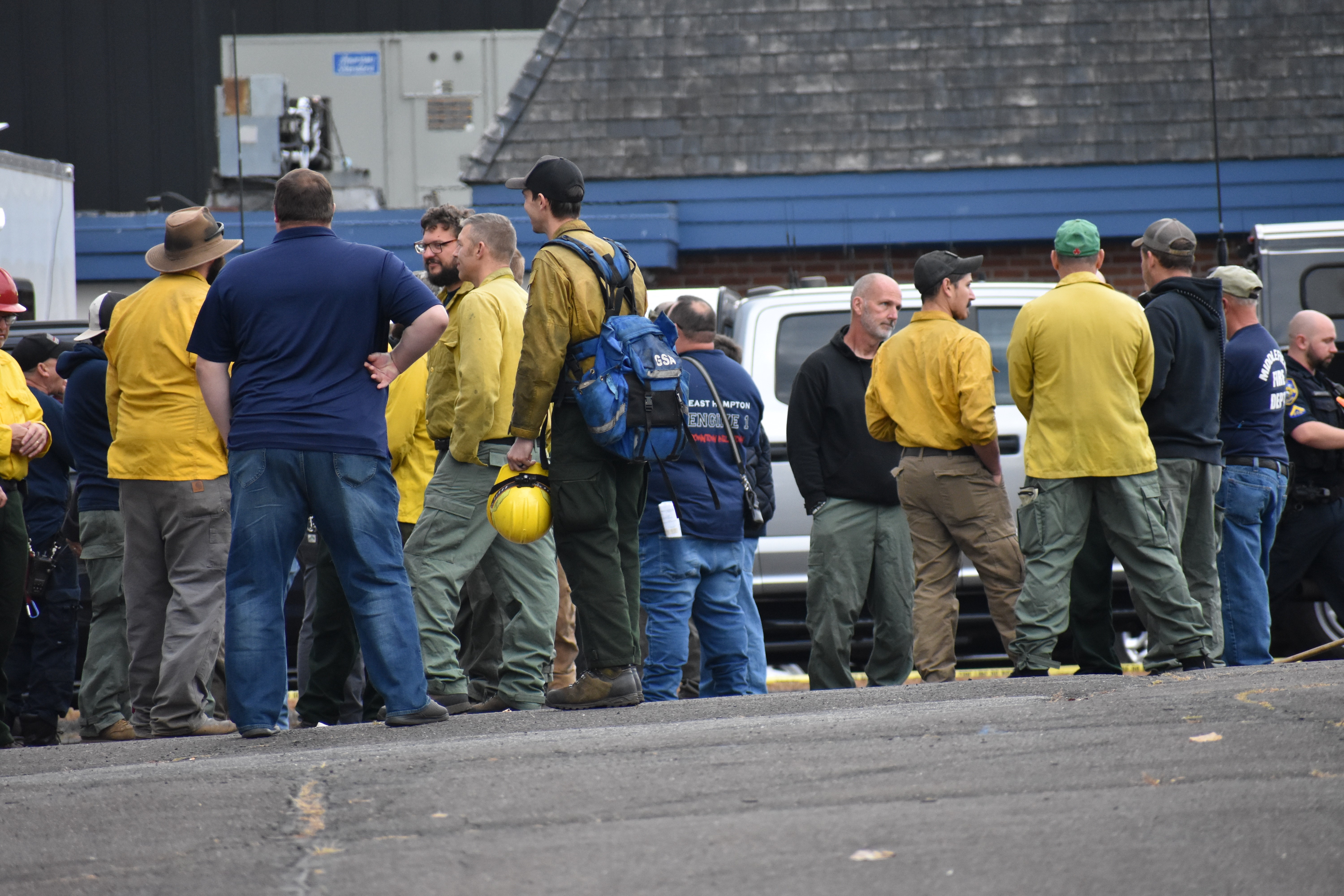 Photos: Crews battle massive Hawthorne Fire – NBC Connecticut