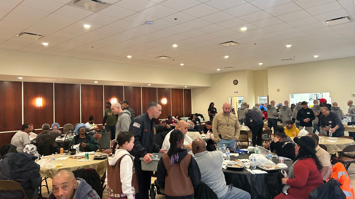 Hundreds of community members served at New Britain Thanksgiving event ...