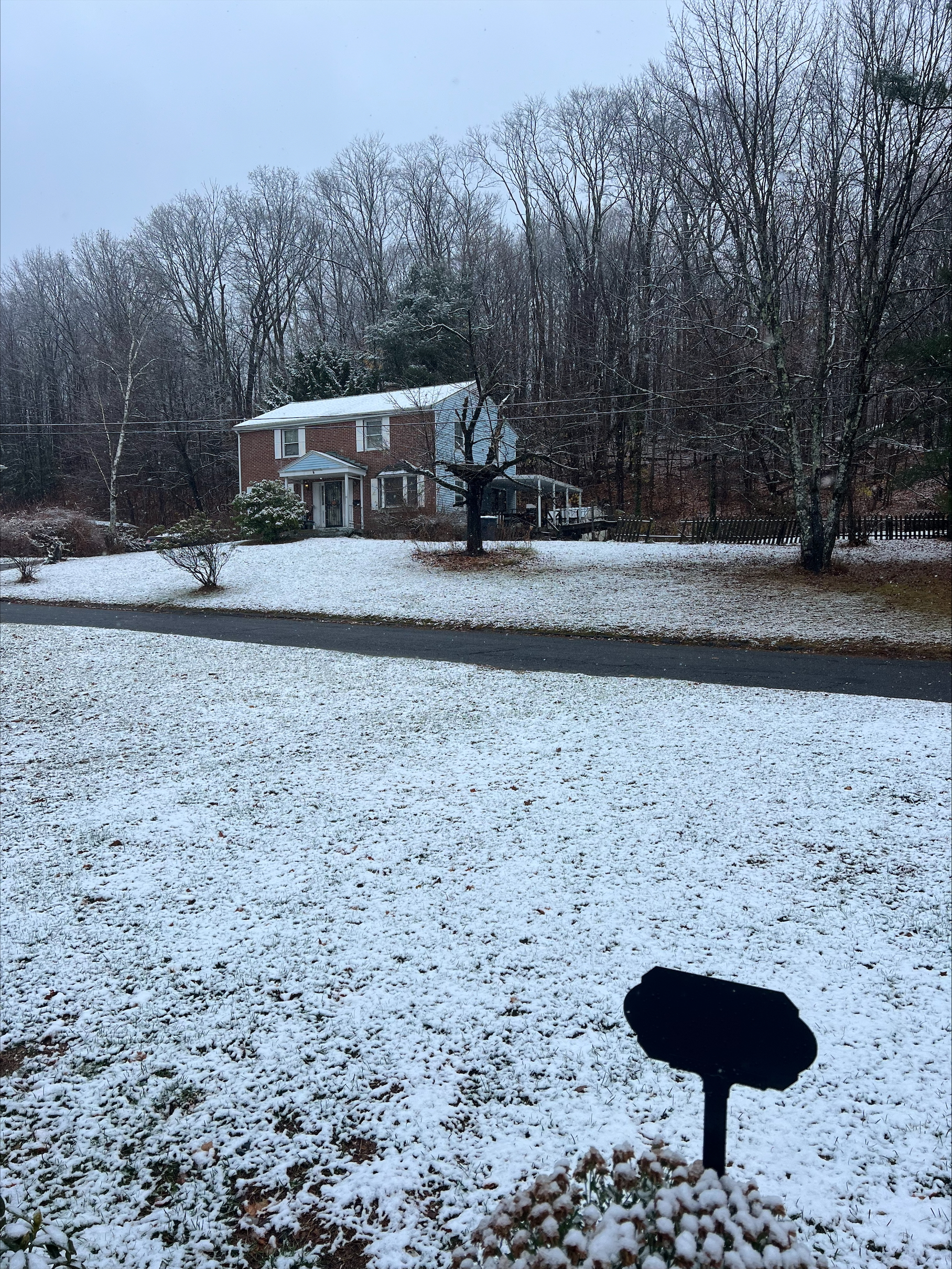 Your photos of first snowfall of season in western CT – NBC Connecticut