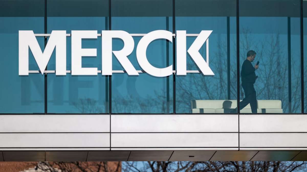 Merck to develop weight loss pill from Chinese drugmaker in up to $2 ...