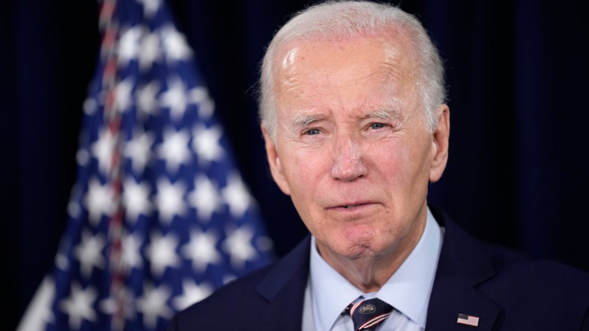Biden announces nearly $2.5 billion more in military aid for Ukraine ...