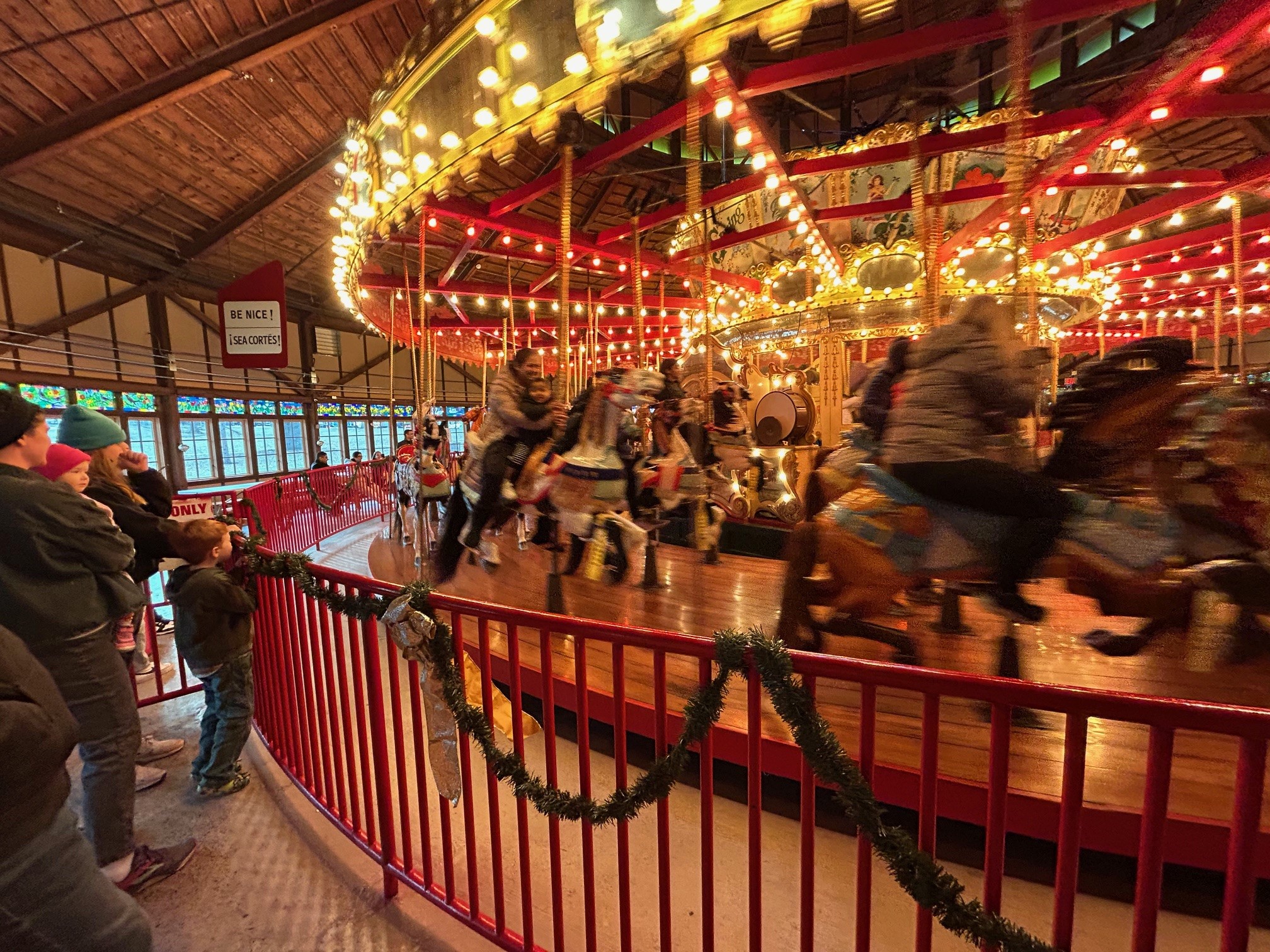 Large Crowds Gather for First Night Hartford 2025 – NBC Connecticut - Connecticut Express