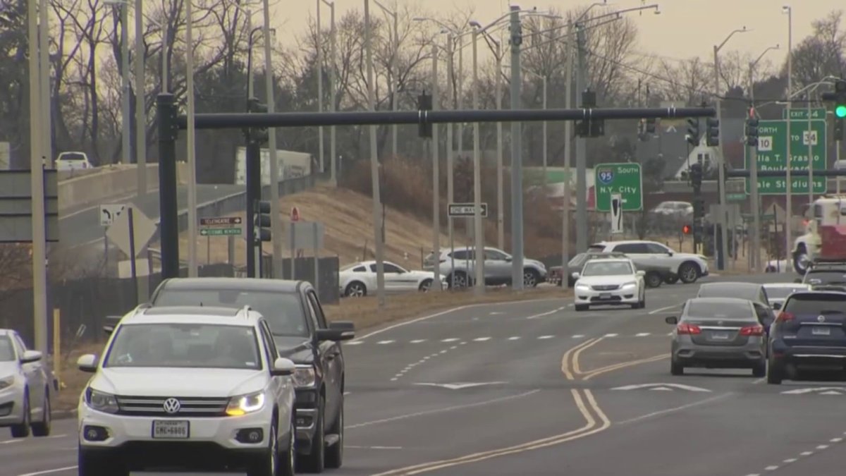 Proposed bill would keep GPS apps from rerouting drivers off highways ...