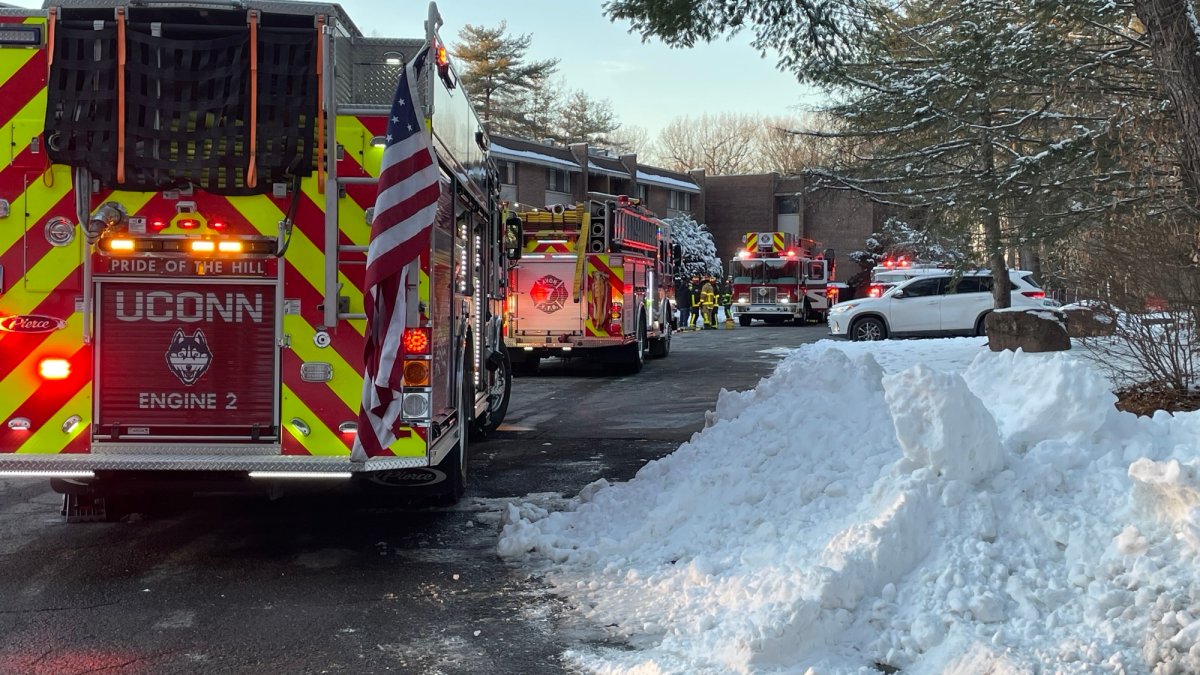 Police ID 73-year-old woman found dead after apartment fire in Avon ...