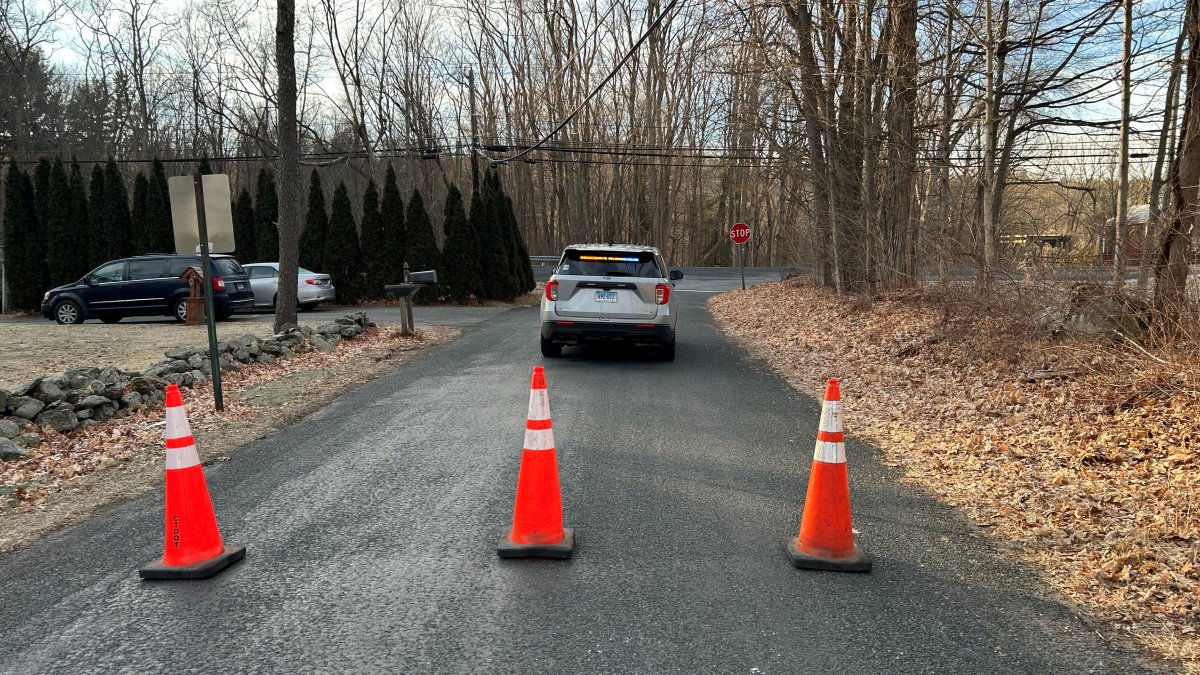 Man killed in crash on Route 190 in Somers – NBC Connecticut