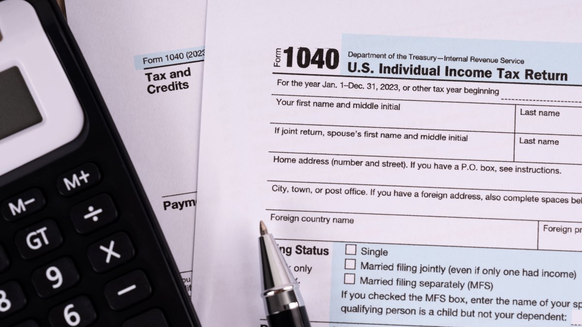 Tax extension filing deadline is Oct. 15. despite gov’t shutdown – NBC ...