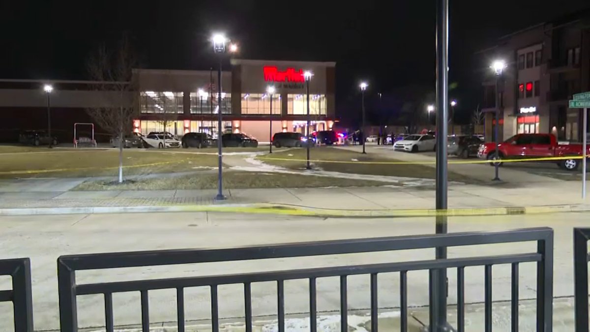 Indiana grocery store shooting leaves 3 dead, 2 officers shot – NBC ...