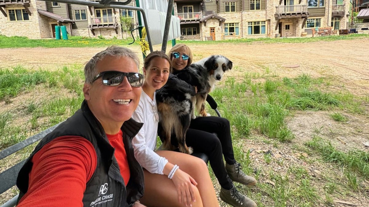 59-year-old’s side hustle brings in $1.3 million a year—he only works 1 ...