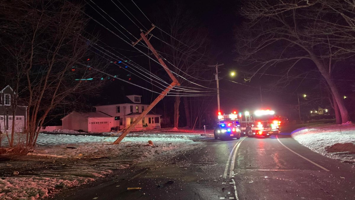 Injuries reported after car crashes into pole in North Haven – NBC Connecticut