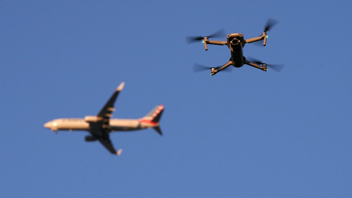 Drones pose increasing risk to airliners near major US airports – NBC ...