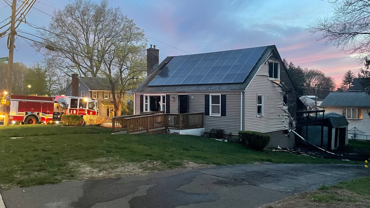 3 people, including 2 firefighters, hospitalized in Hartford fire – NBC ...