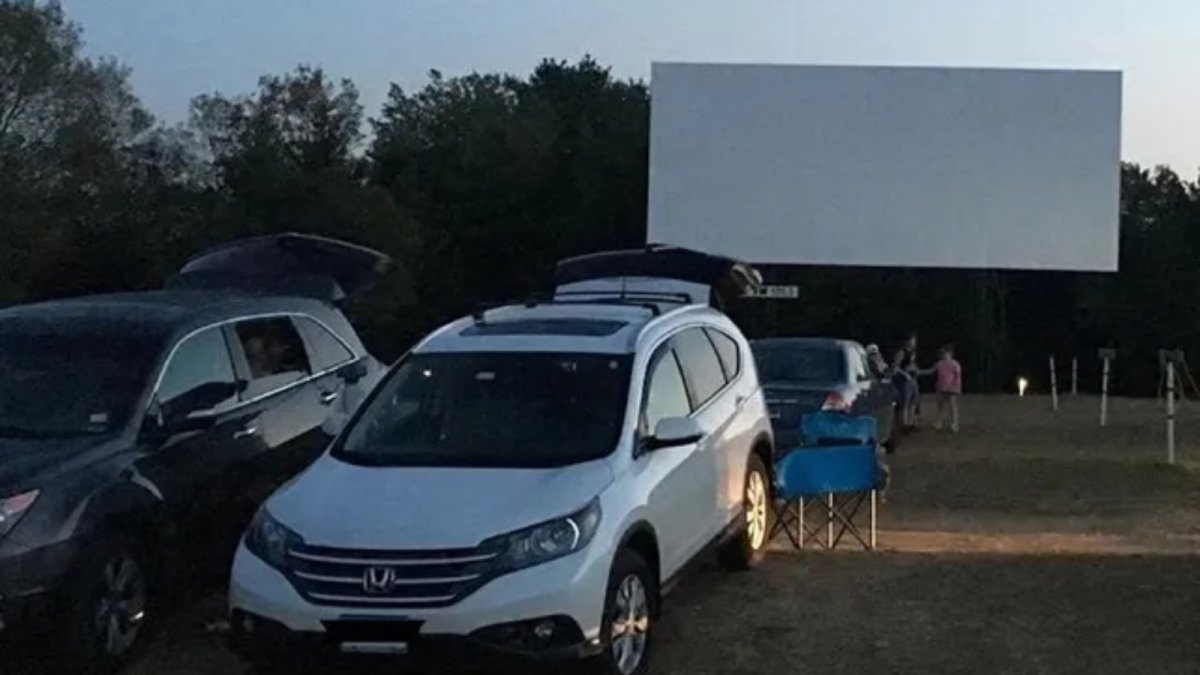 Mansfield Drive-In opens for the season Friday – NBC Connecticut