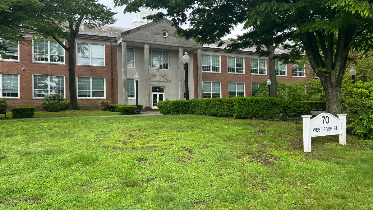 Milford Public Schools close to approving plan to improve aging school ...