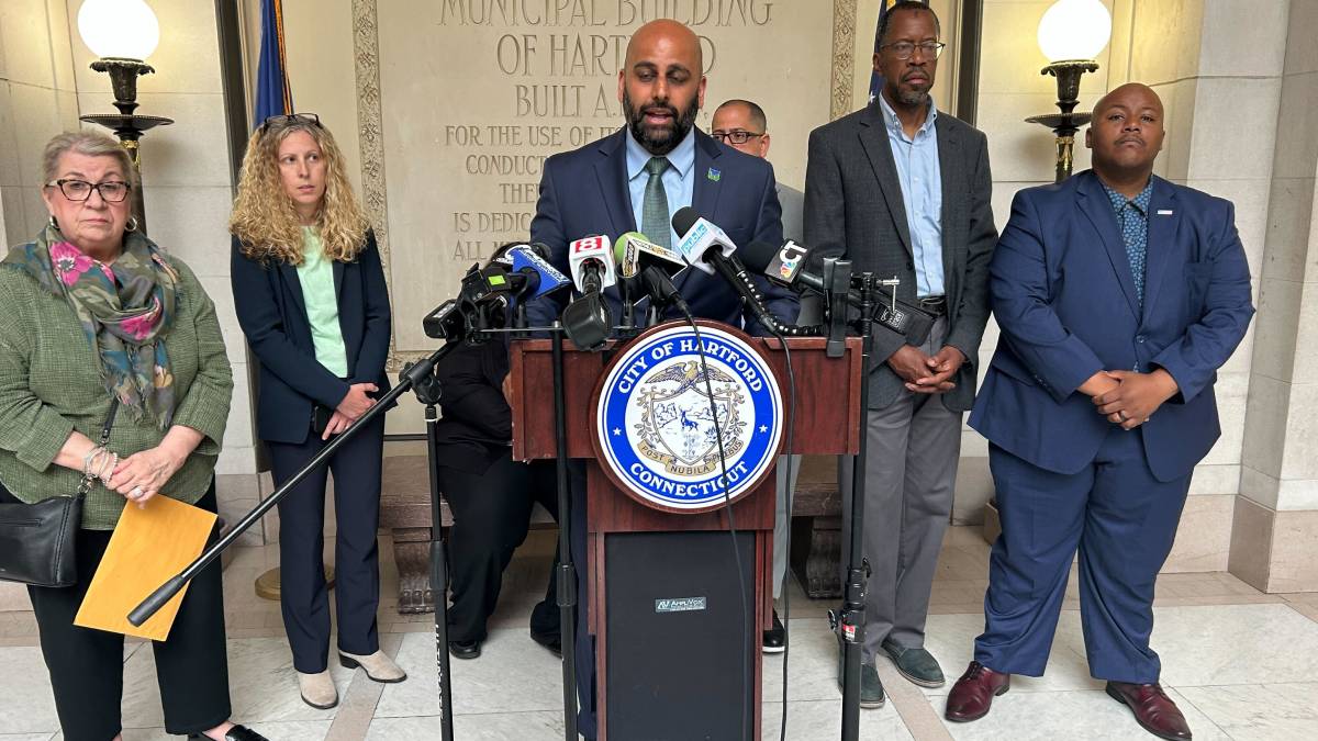 Mayor announces $3 million in additional funding for Hartford schools ...