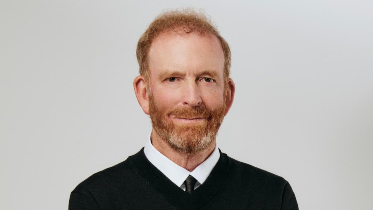 Dave’s Hot Chicken CEO shares the No. 1 red flag he sees in employees ...