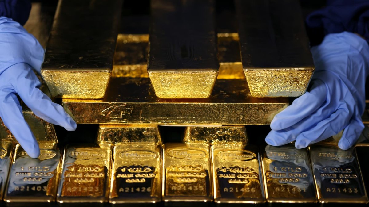 Gold is now the world’s second-largest reserve asset — but central bank ...