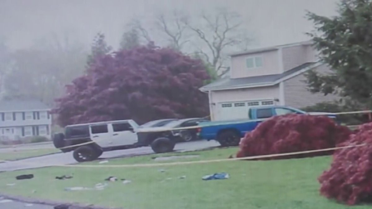 Witnesses describe crime scene in first day of Raul Valle murder trial ...