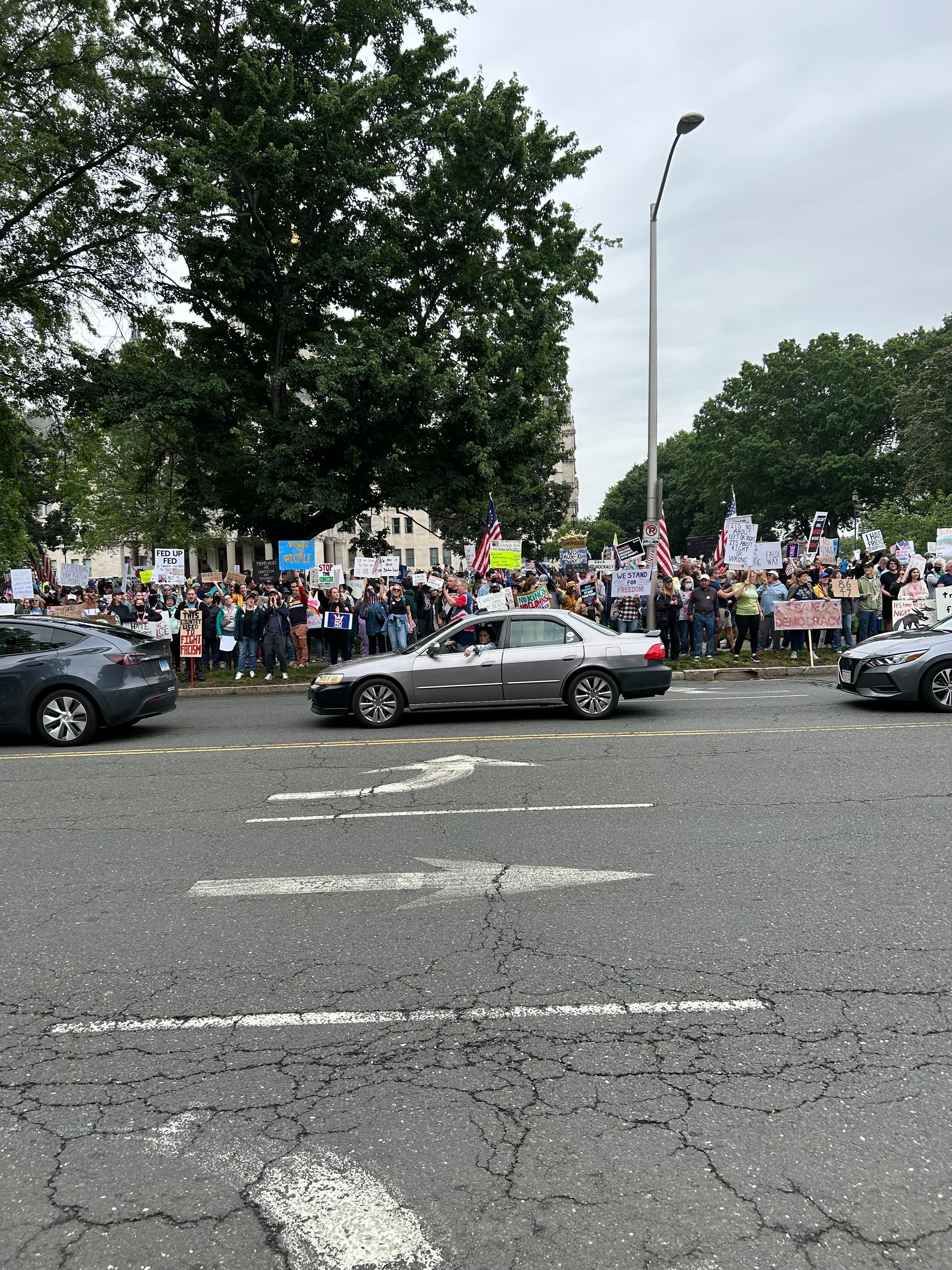Photos: ‘No Kings’ protests held across Connecticut – NBC Connecticut