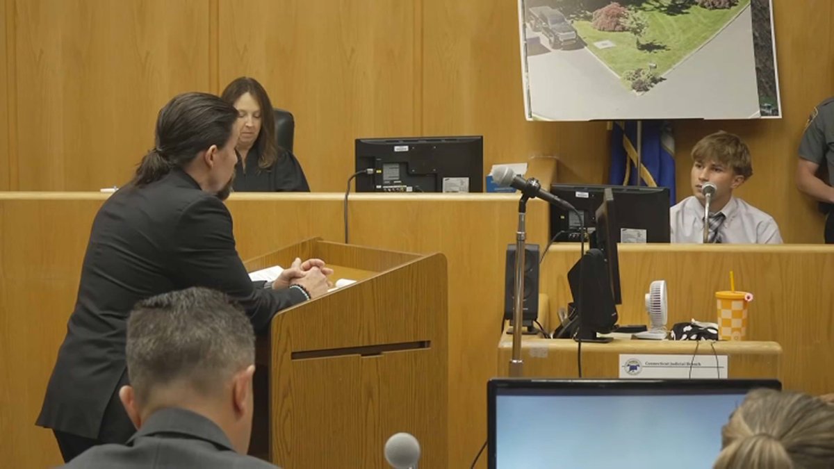 Witnesses tell jurors about fight that led to fatal stabbing of Jimmy ...