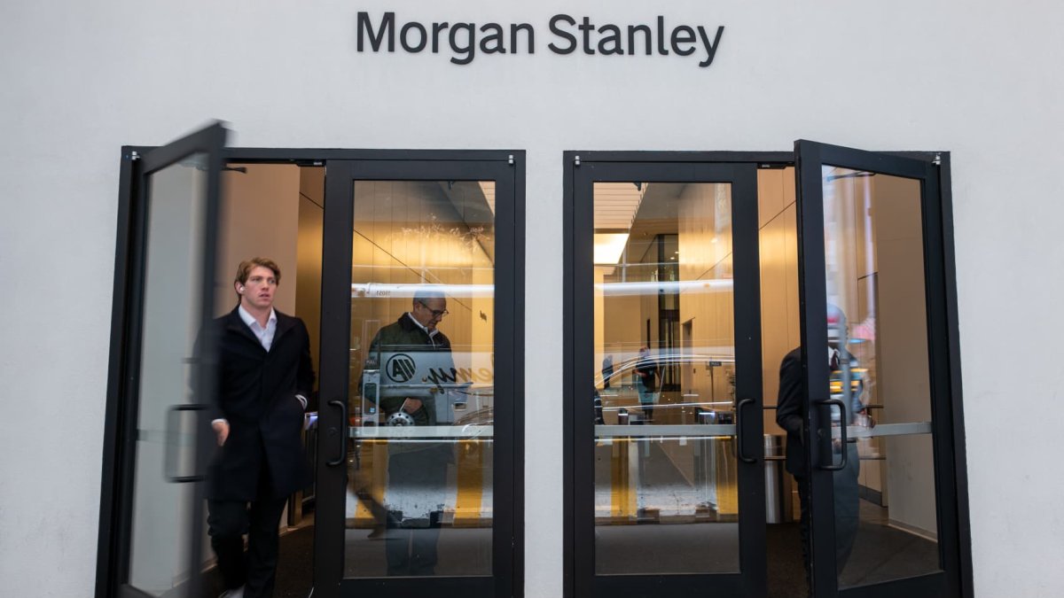 Morgan Stanley earnings top estimates on increased trading revenue ...