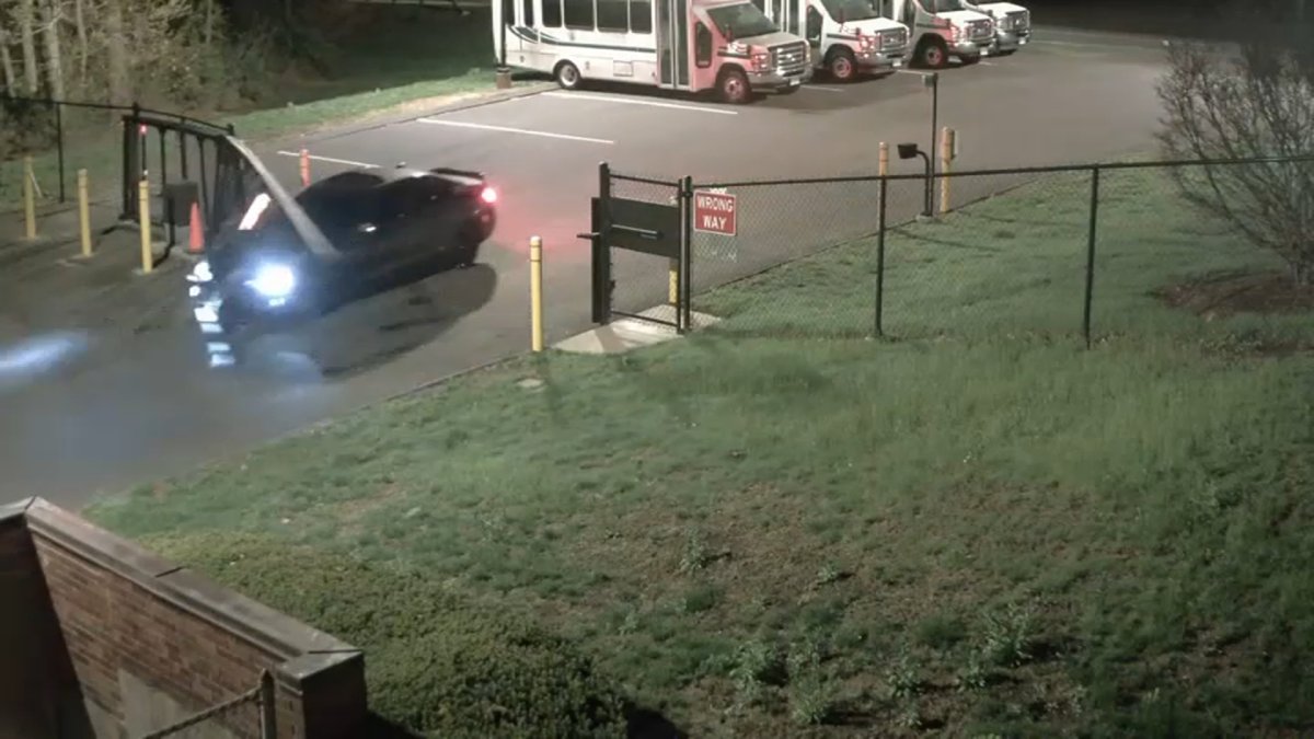 South Windsor police arrest man accused of ramming police department ...