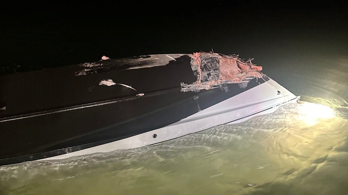 4 injured when boat collides with break wall in Stamford Harbor – NBC ...