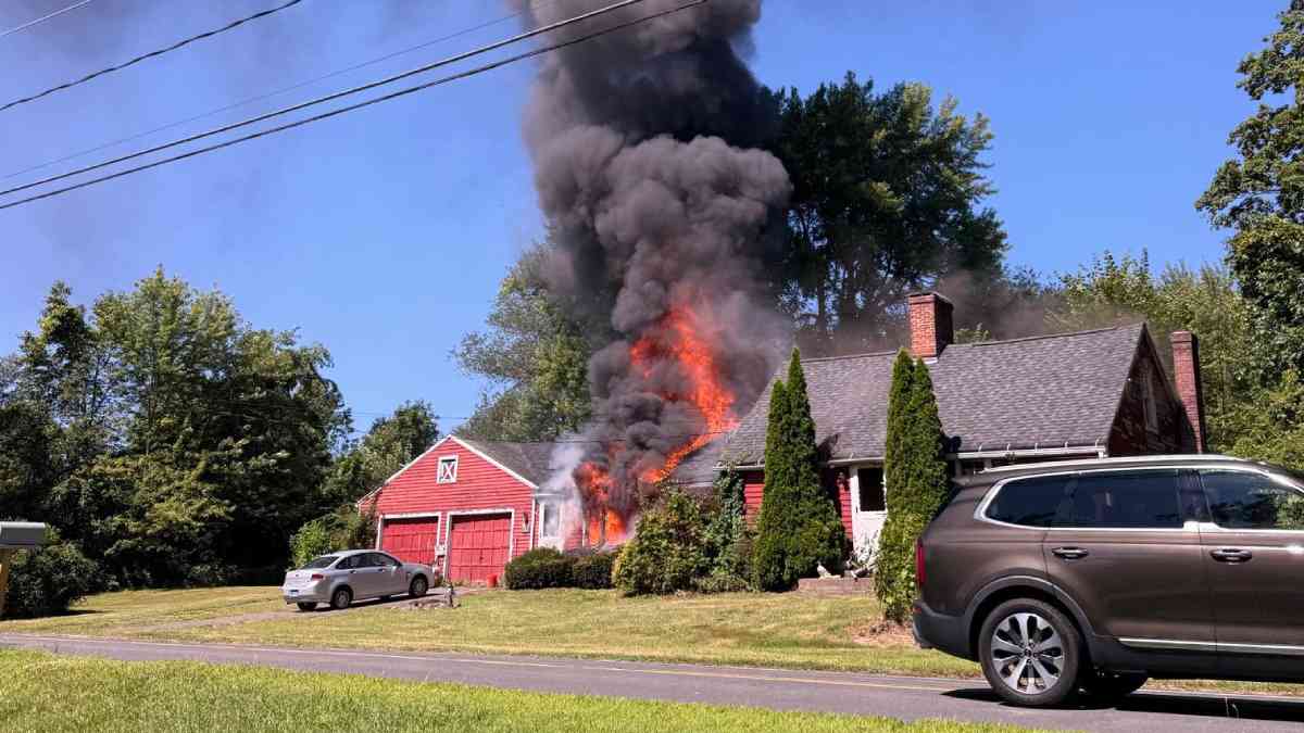 80-year-old woman killed in Suffield fire – NBC Connecticut