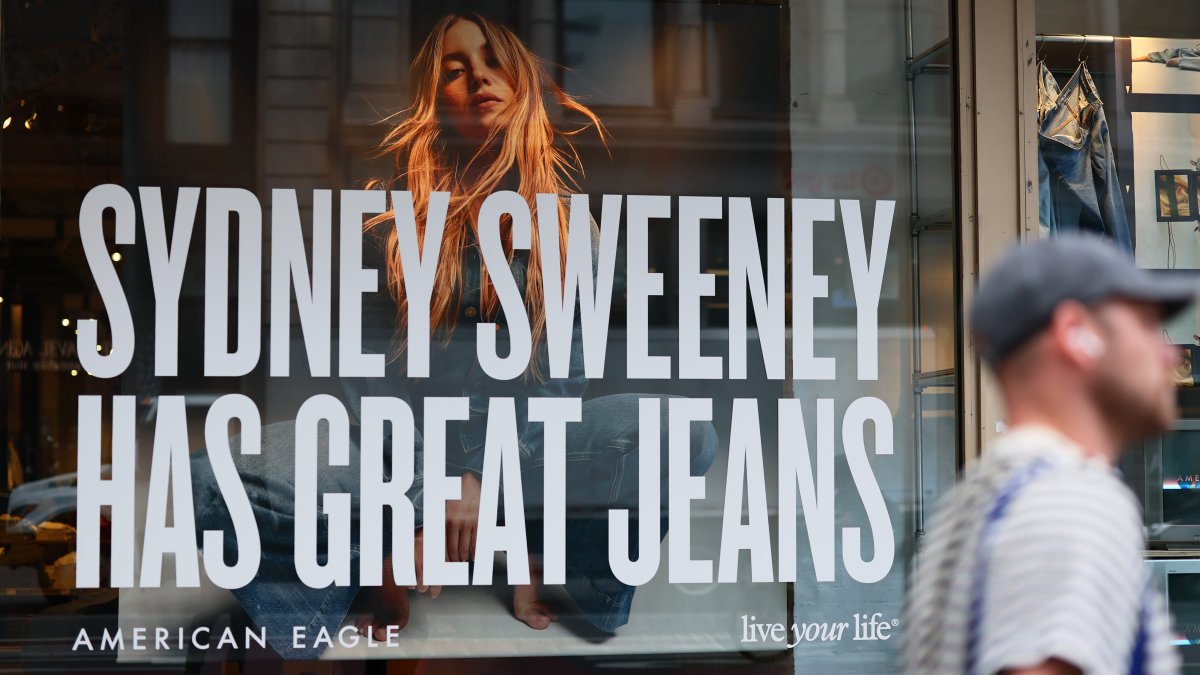 American Eagle responds to backlash over Sydney Sweeney ad – NBC Connecticut
