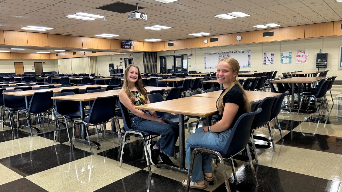 Newington High School program that welcomes new students celebrates ...
