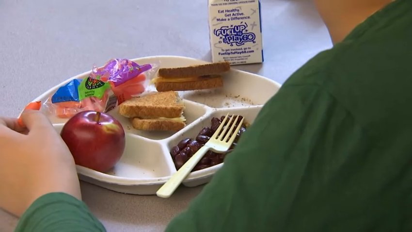 Whole and 2% milk could return to school lunch trays in Connecticut ...