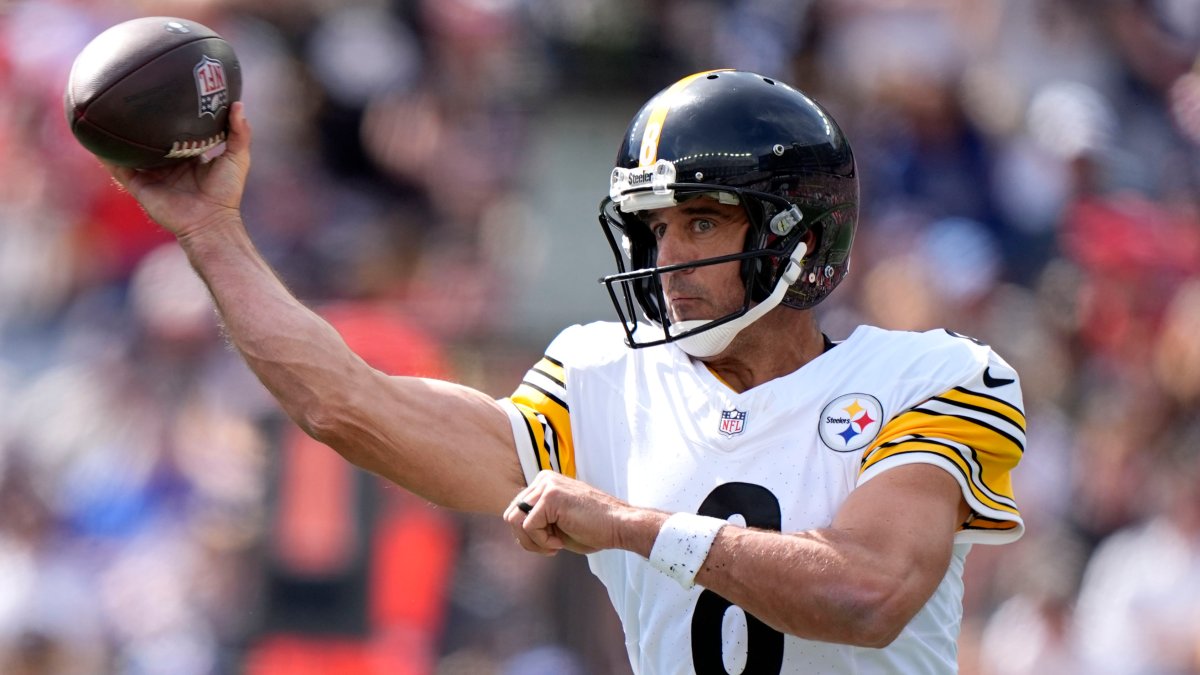 Aaron Rodgers passes Brett Favre for 4th on all-time TD list – NBC ...