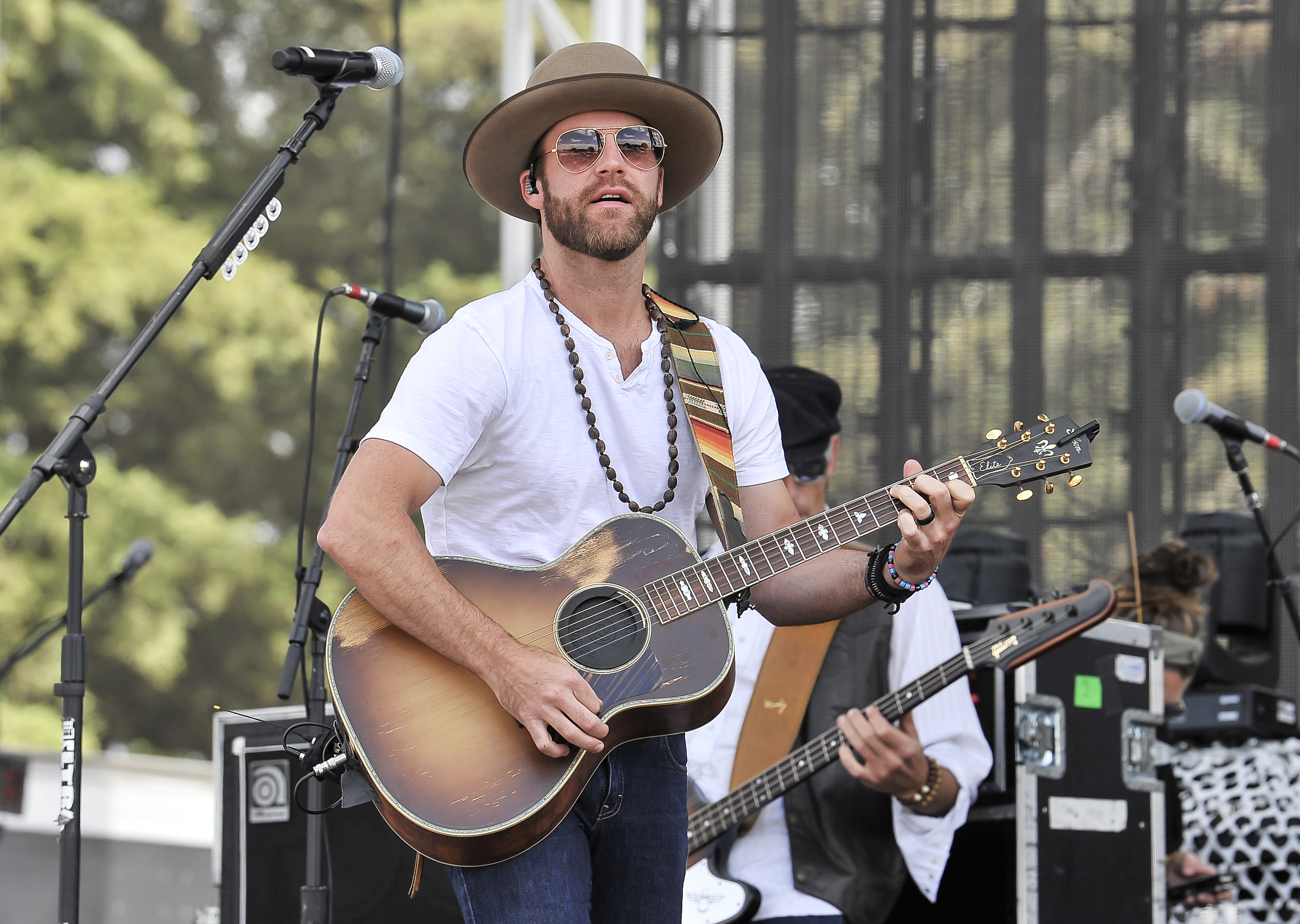 Country singer Drake White and wife said their baby girl died – NBC ...