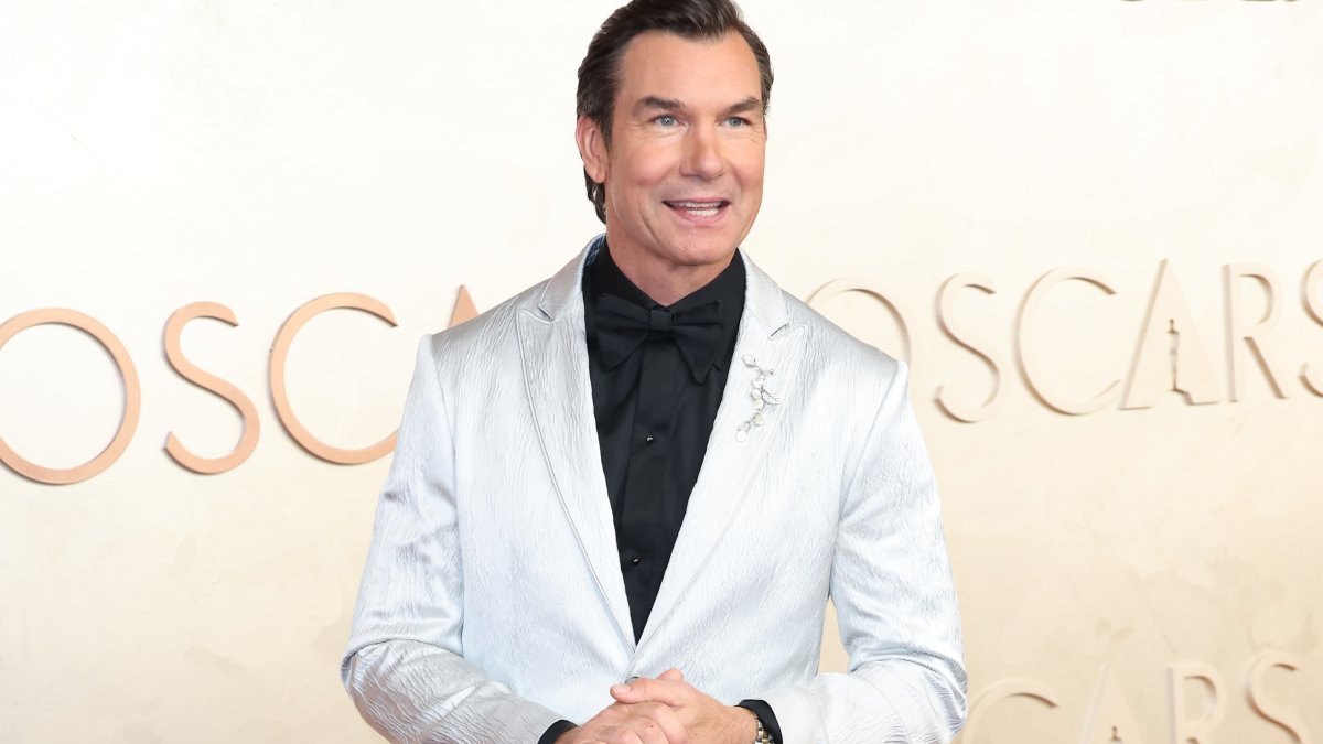 Jerry O’Connell’s wallet stolen during class at LA yoga studio – NBC ...