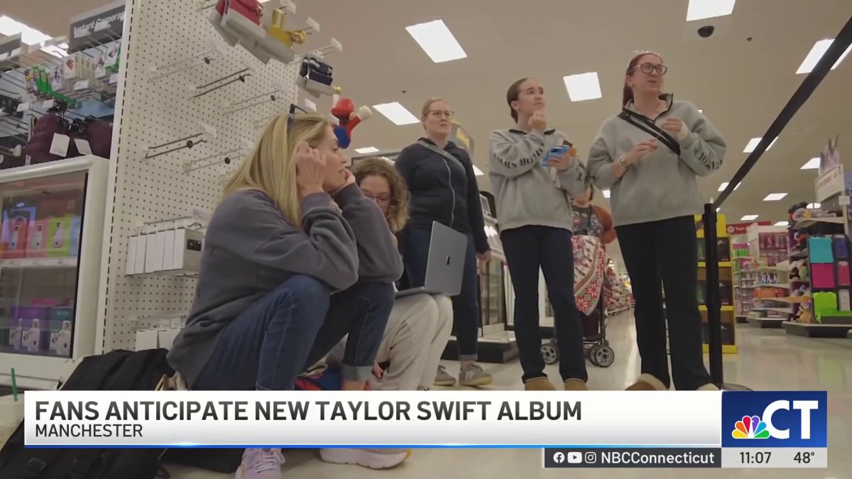 Connecticut Taylor Swift fans camp out for ‘Life of a Showgirl’ album ...