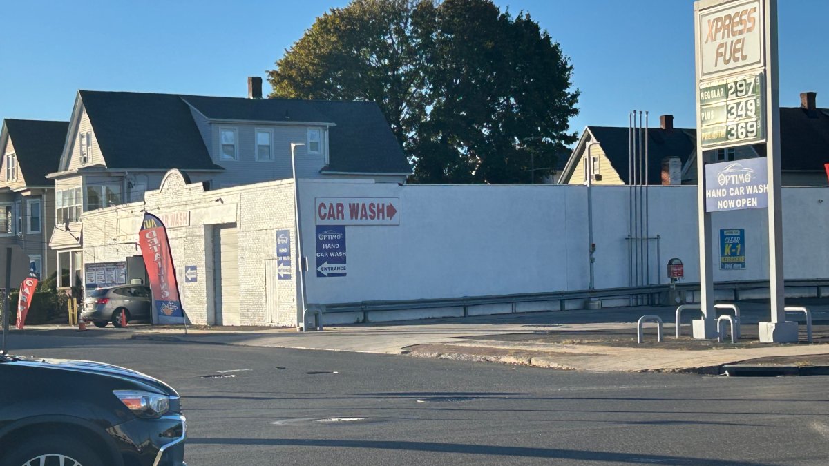 Immigrant advocacy group offers assistance after ICE car wash raid in ...