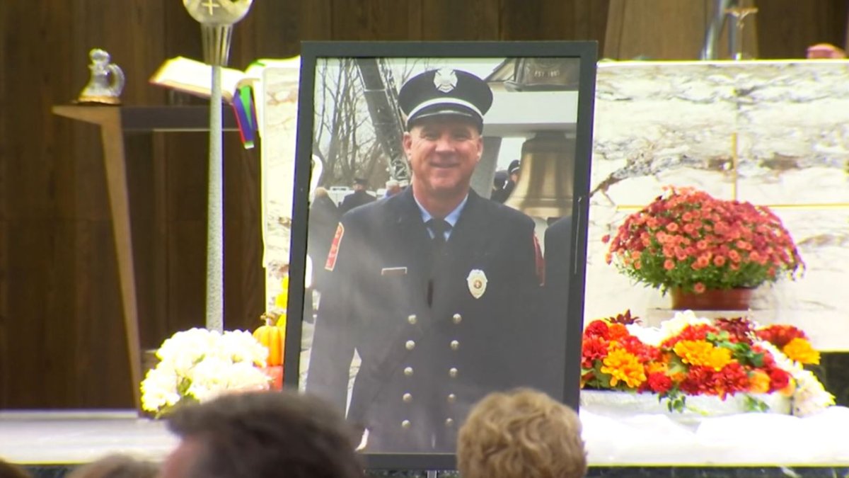 Memorial service honors fallen Wethersfield firefighter one year after ...