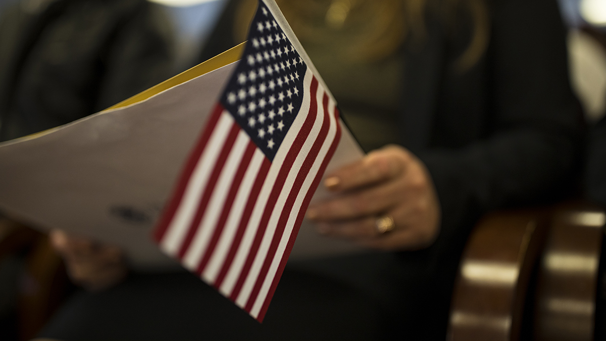 U.S. immigration agency launches re-examination of Green Card holders ...