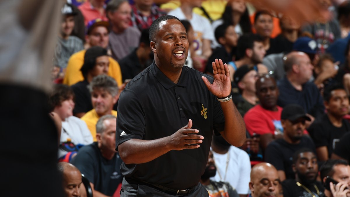 Ex-NBA player Damon Jones allegedly used championship ring as ...